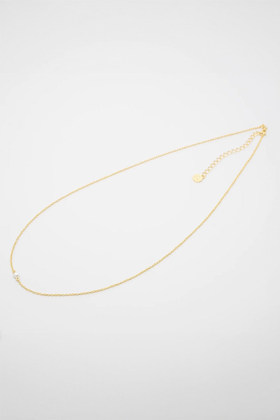 Simple pearl chain store